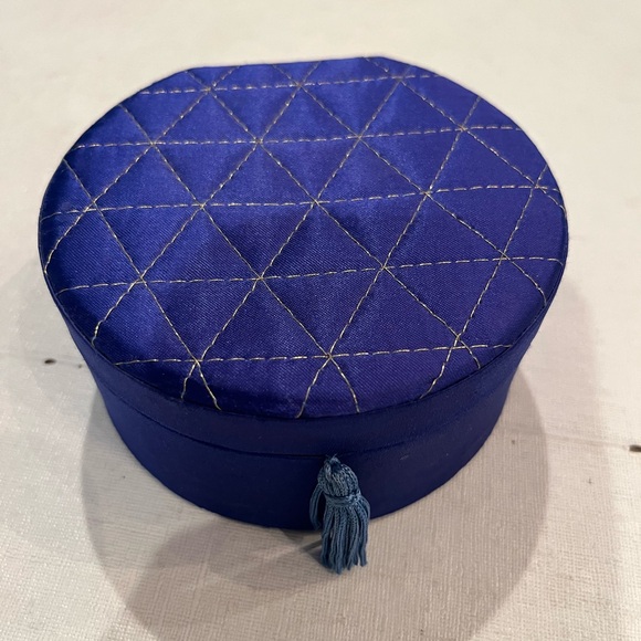 Vintage | Accents | Vintage Purpleyblue Satin Quilted Box So Retro ...